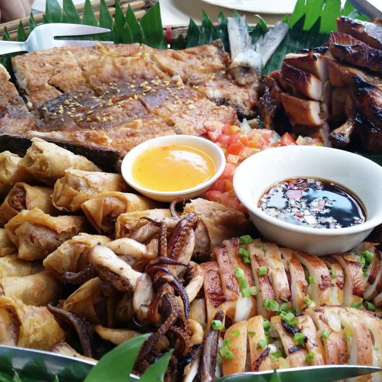19 Must-Try Restaurants All Around Palawan to Try this Summer 2018 | Booky
