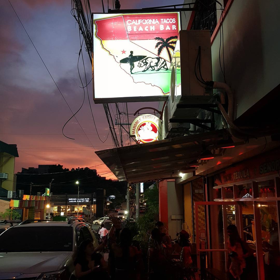 The Ultimate Guide to the Best Bars in Tomas Morato, QC | Booky