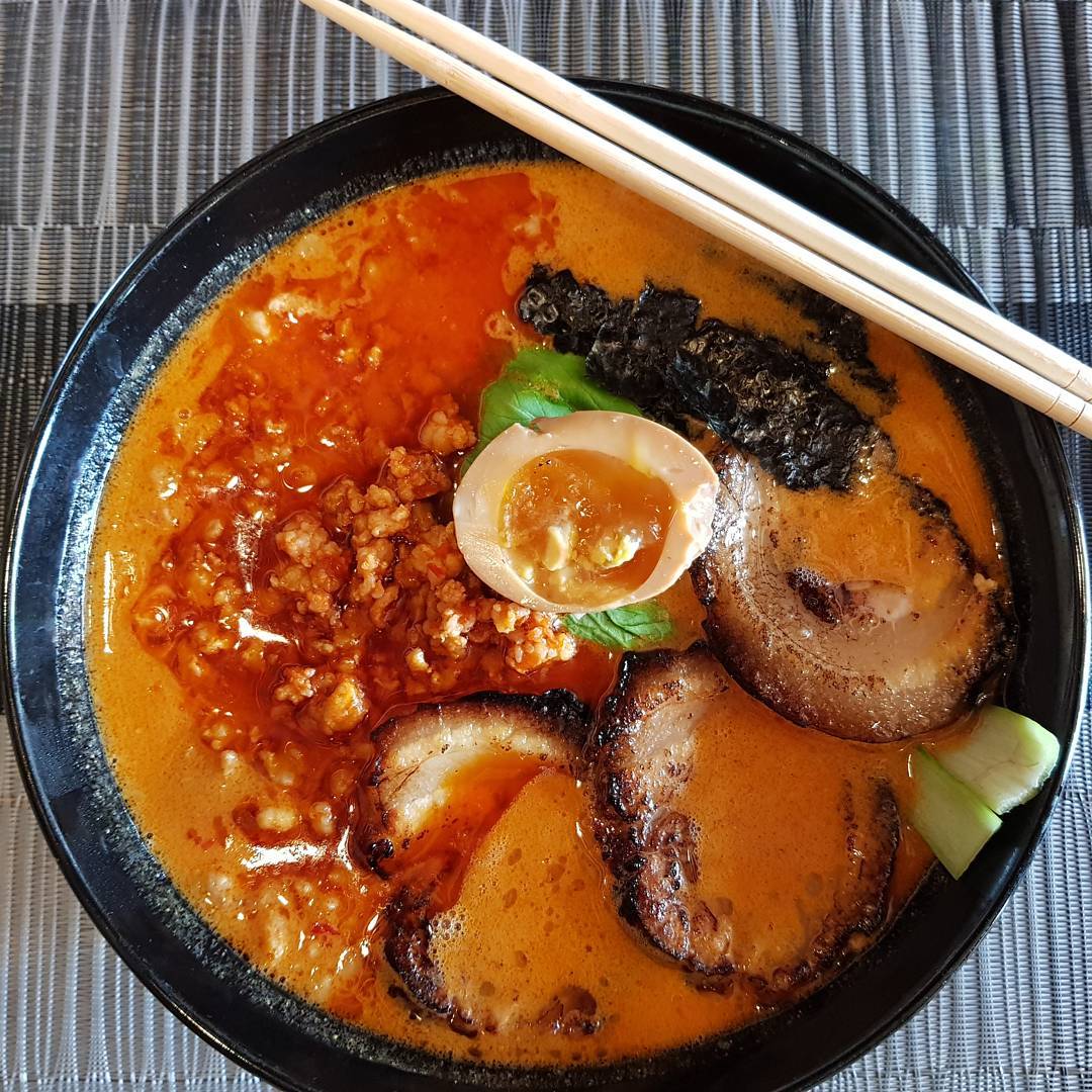 14 Beautiful BF Resort Restaurants that are Worth the Drive | Booky