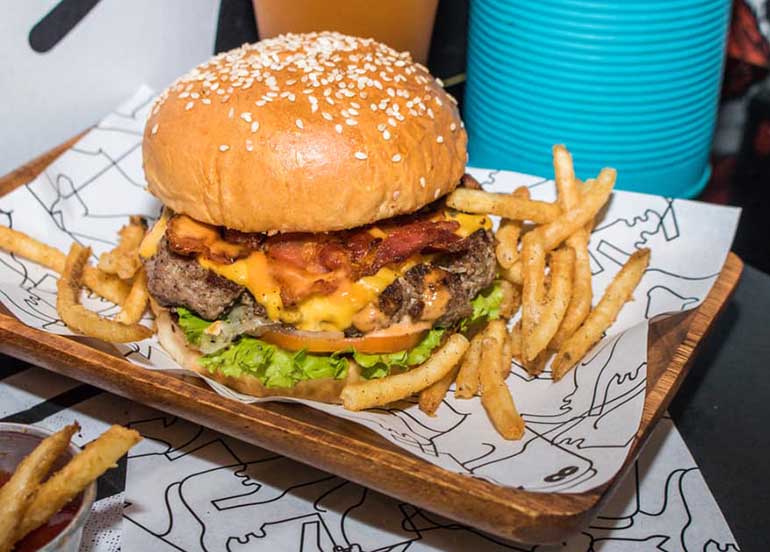 17 of the Best Restaurants in Megamall | Booky