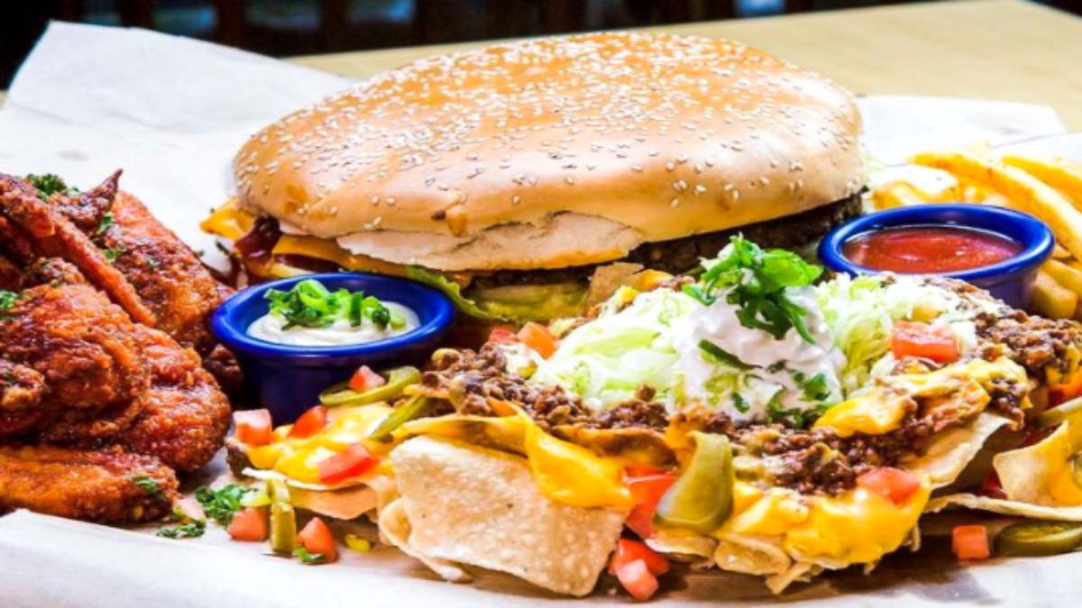 8 Larger Than Life Dishes for Extra Large Appetites | Booky