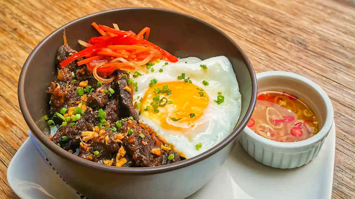 10 Iconic Intramuros Restaurants To Get Your Fill of Food and Culture ...