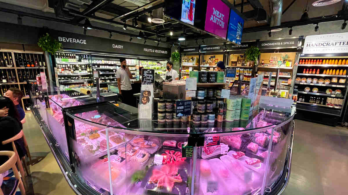 5 Unique Experiences to Try On Your Next Visit to One World Deli | Booky
