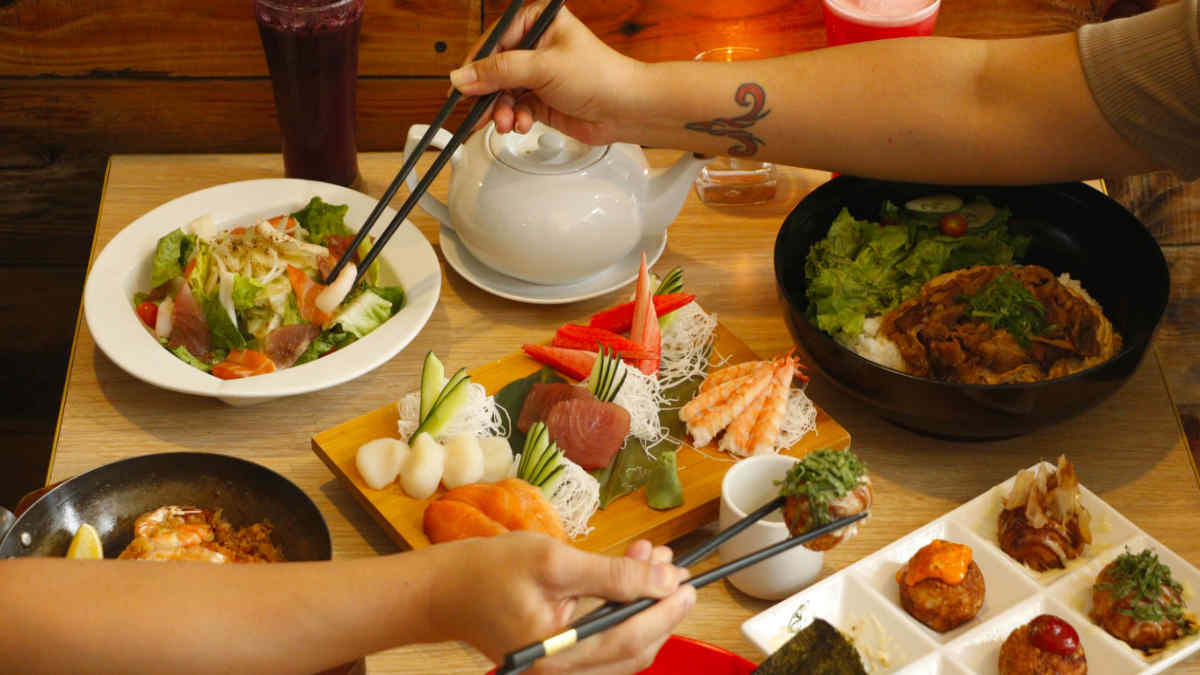 Grad Bash: Restaurants with Graduation Promos and Discounts