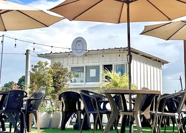 6 Rooftop Cafes Perfect for Chilling in Metro Manila | Booky