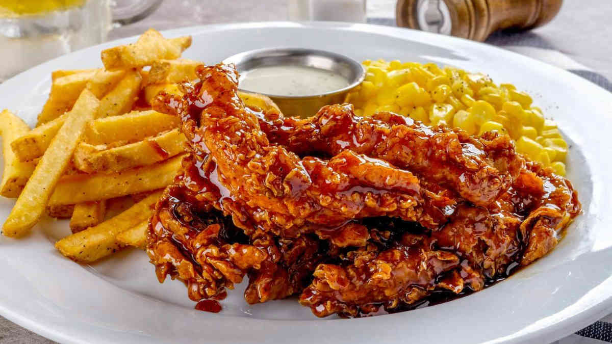 25 Must-Try UP Town Center Restaurants | Booky