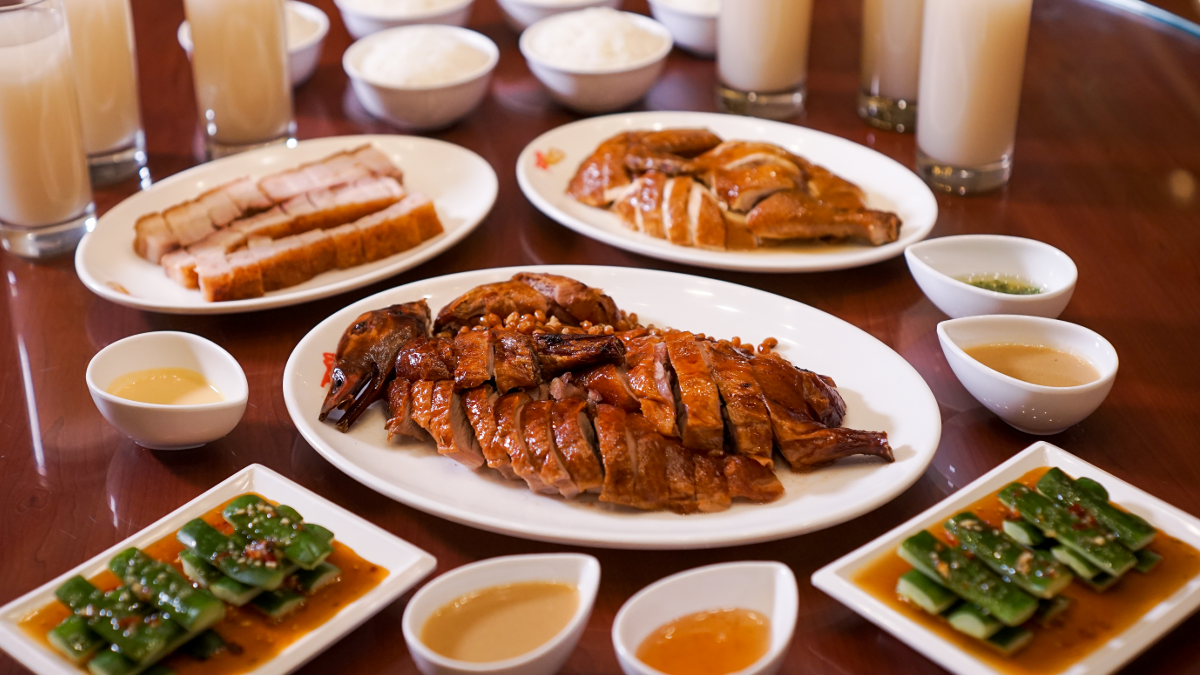 Best Places to Celebrate Mid-Autumn Festival with Treats and Eats | Booky